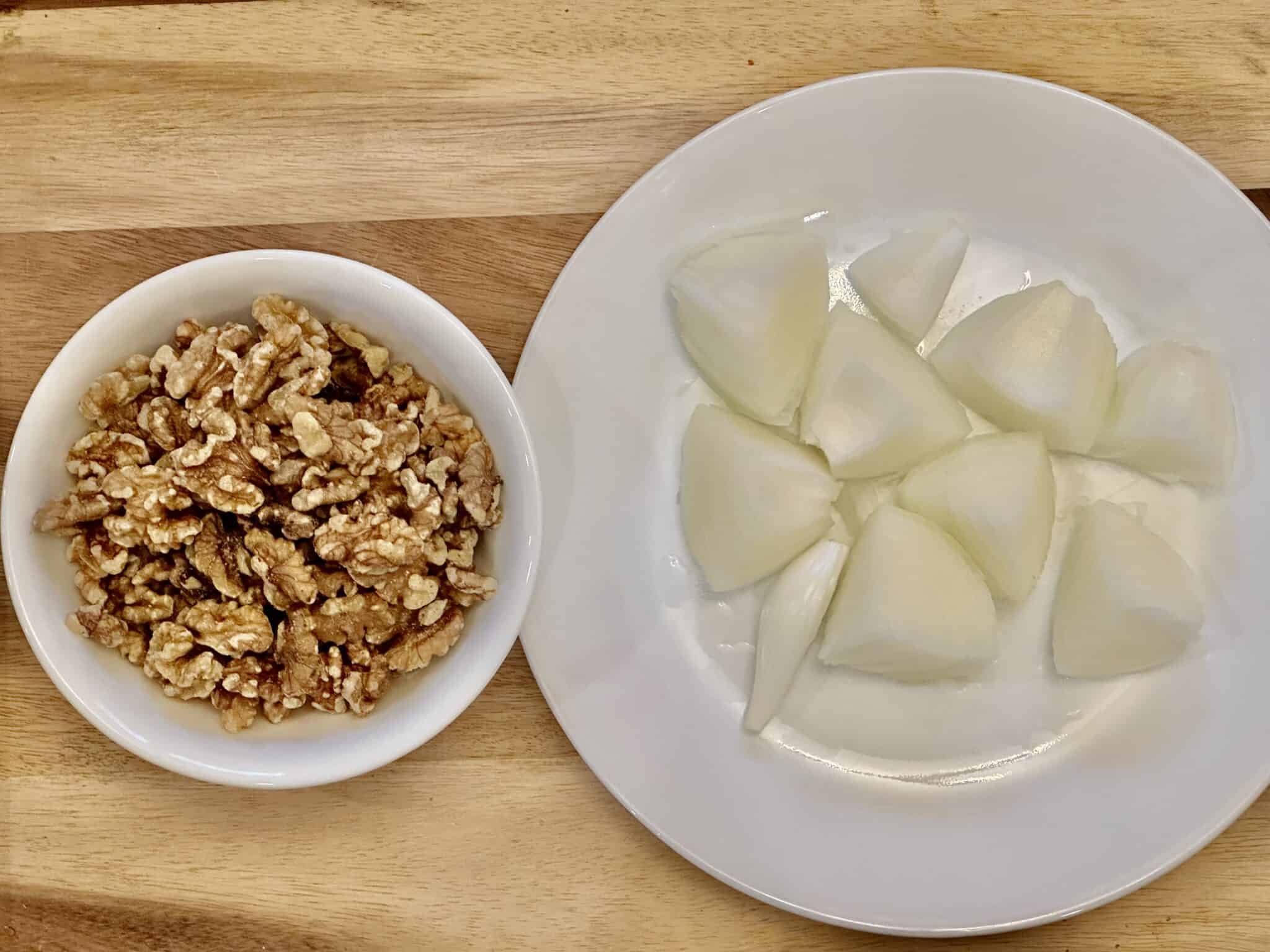 How to make Lavangi with chicken and walnuts - Delicious Nutritious Food